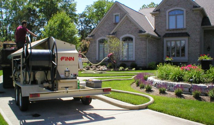 Finn BB302 Bark Blower – Woods Machinery